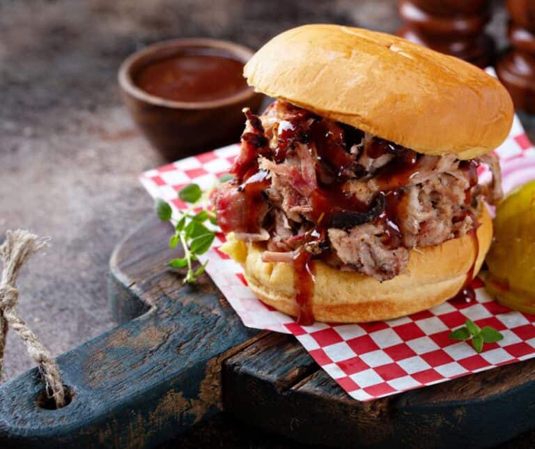 The Best Memphis Barbeque: Smoky, Saucy, and Unforgettable - Tennessee ...